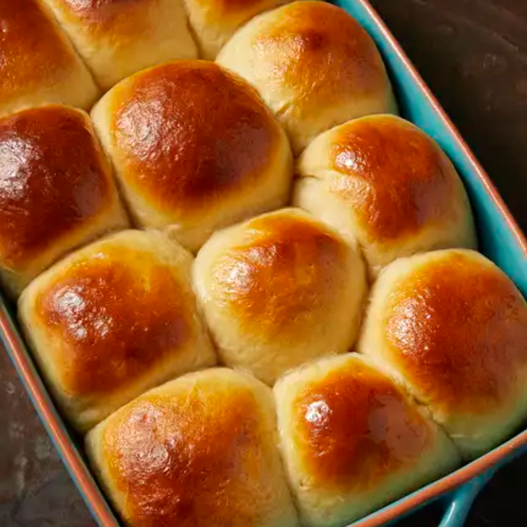 Homestyle Dinner Rolls | Switchin' Kitchens
